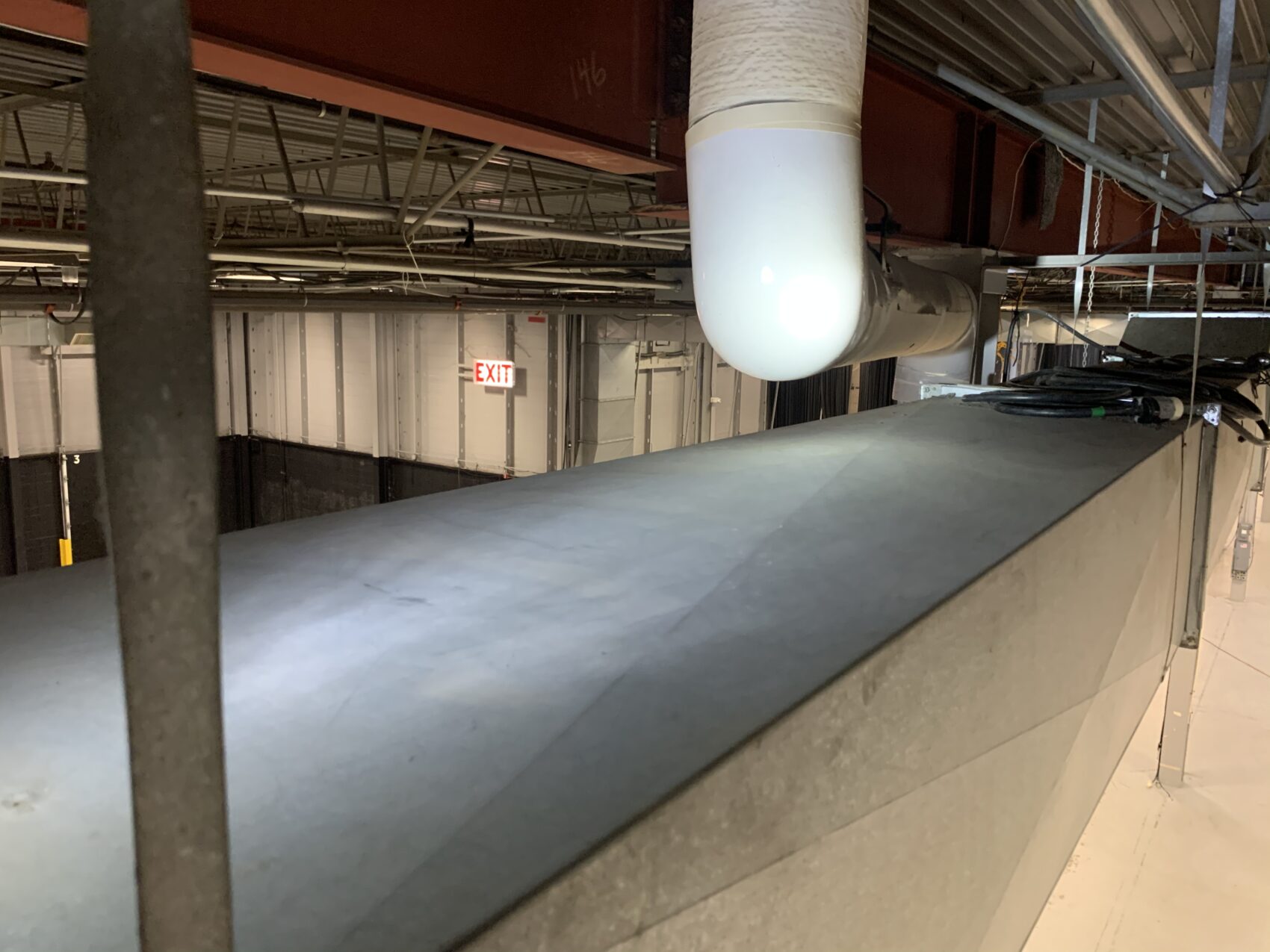 Industrial Overhead Contact Cleaning | Advanced Air Duct